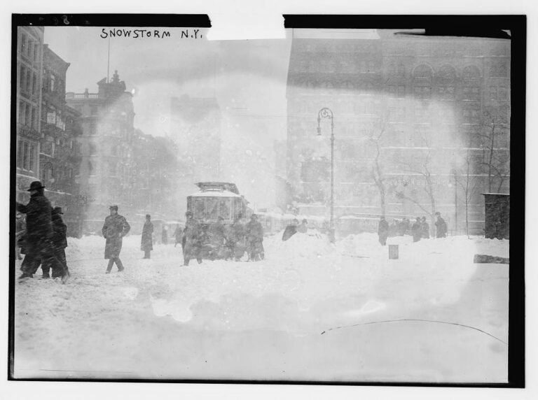 The origin of snow removal for all New Yorkers, rich and poor - The ...