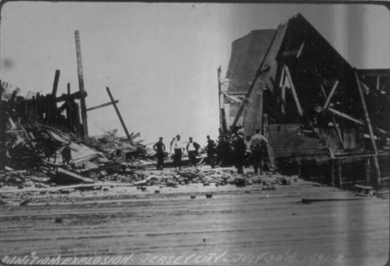 Danger in the Harbor: World War I and the Black Tom Explosion of 1916 ...