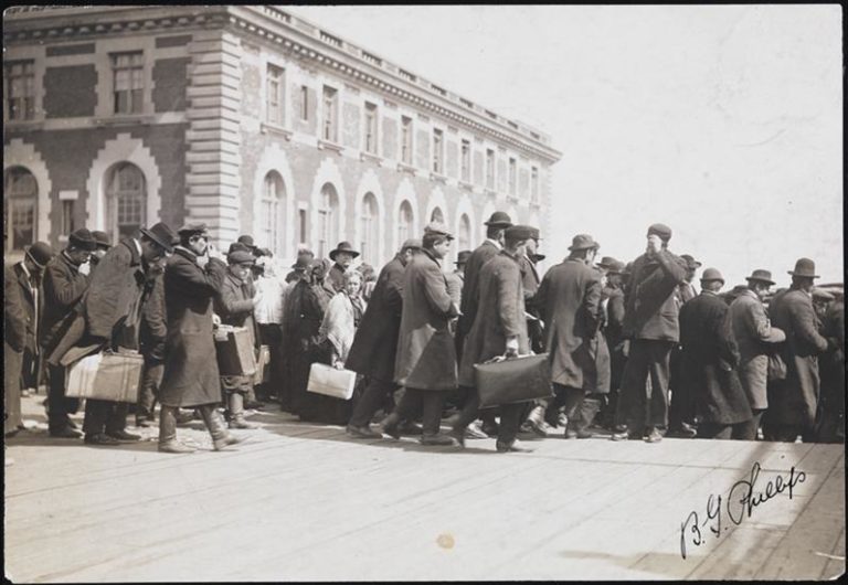 When The Irish Came To New York: An Immigrant Story - The Bowery Boys ...