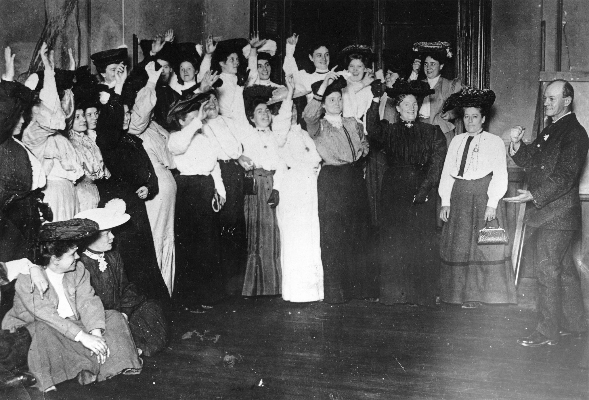 Uprising: The Shirtwaist Strike of 1909 - The Bowery Boys: New York ...