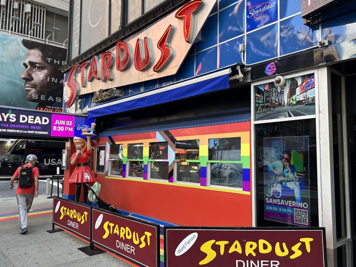 The Story of Miss Subways: Queens of the New York Commute - The Bowery ...