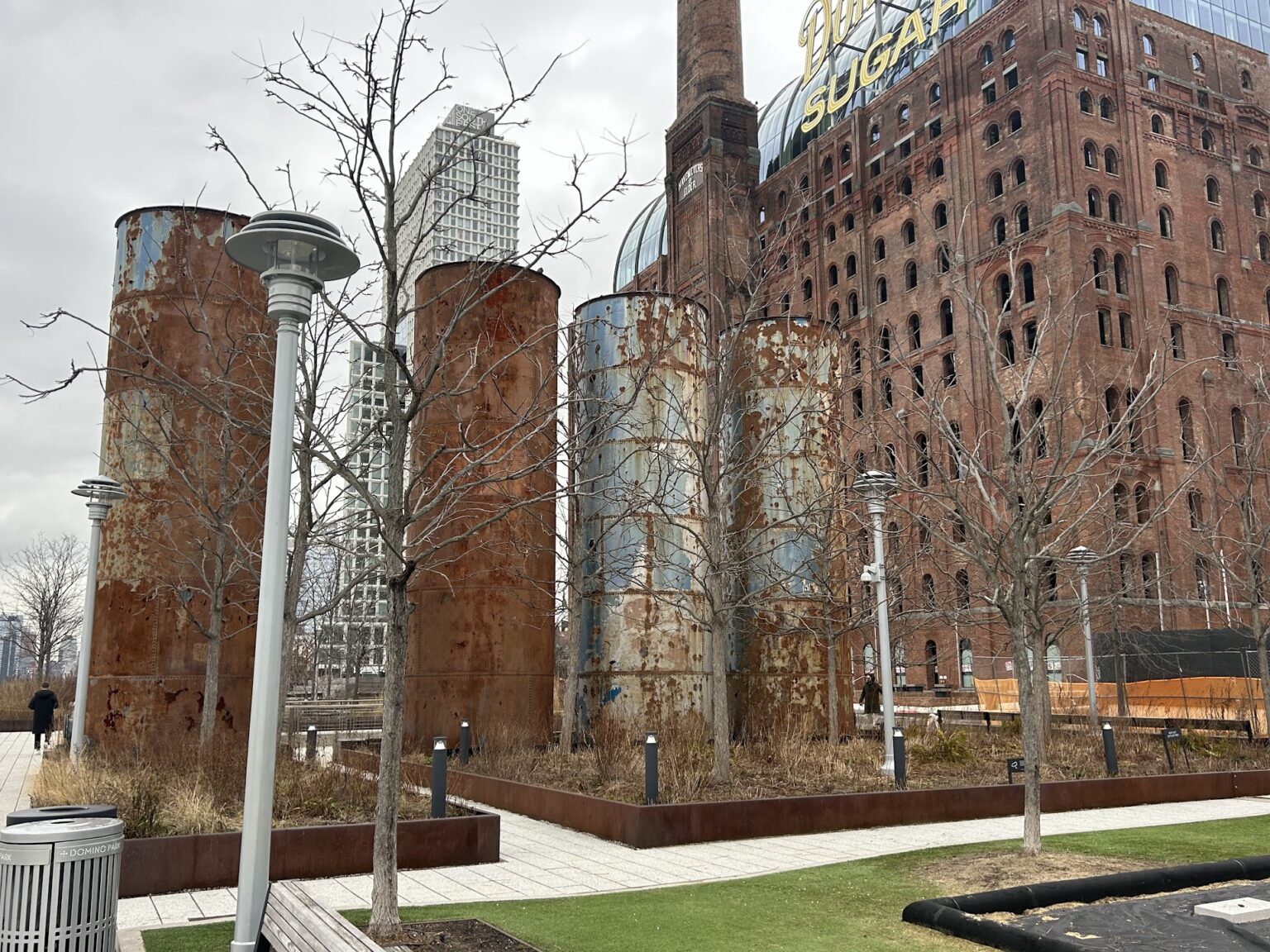 Behind the Domino Sign: The Story of Brooklyn's Bittersweet Empire ...