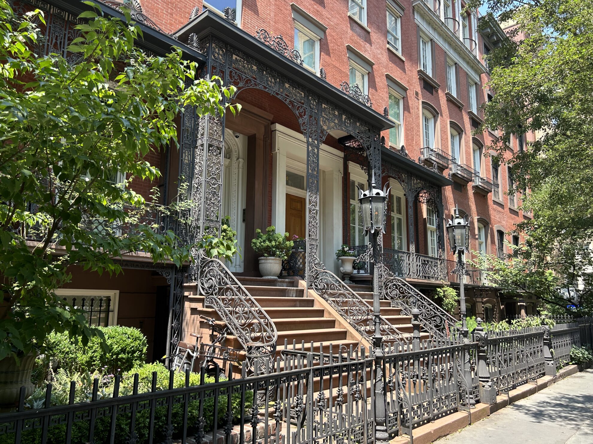 The Hidden World of Gramercy Park - The Bowery Boys: New York City History